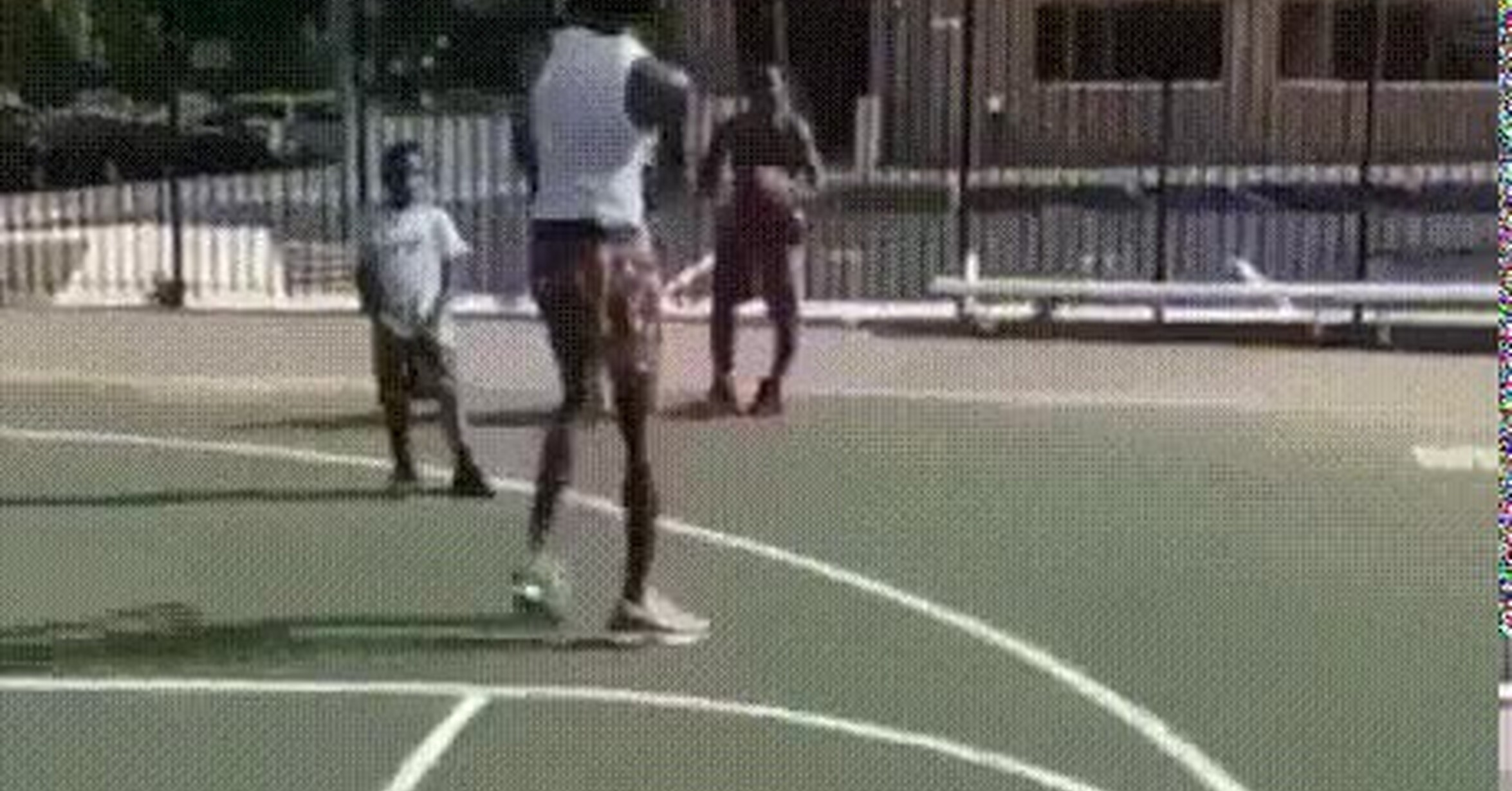 ¡Vaya GIF! / En la cancha no hay amigos