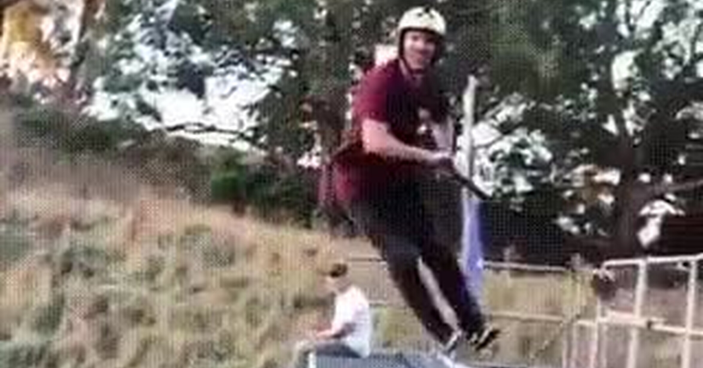 ¡Vaya GIF! / El aterrizaje es simplemente alucinante ¡Vaya GIF! / El aterrizaje es simplemente alucinante