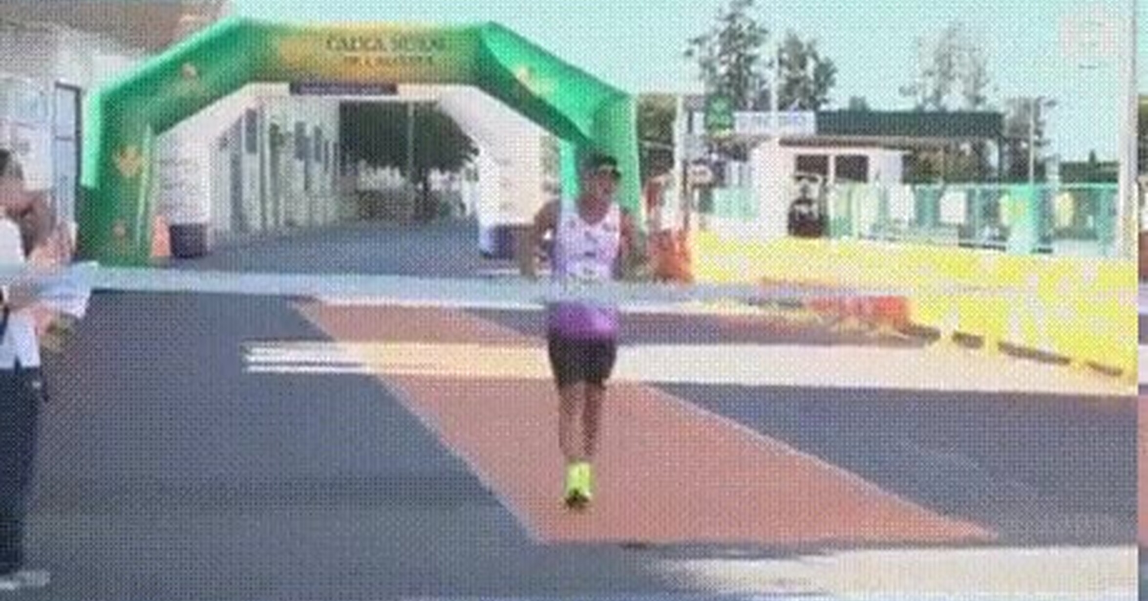 ¡Vaya GIF! / No ha cruzado la línea pensando en el dinero extra del ...