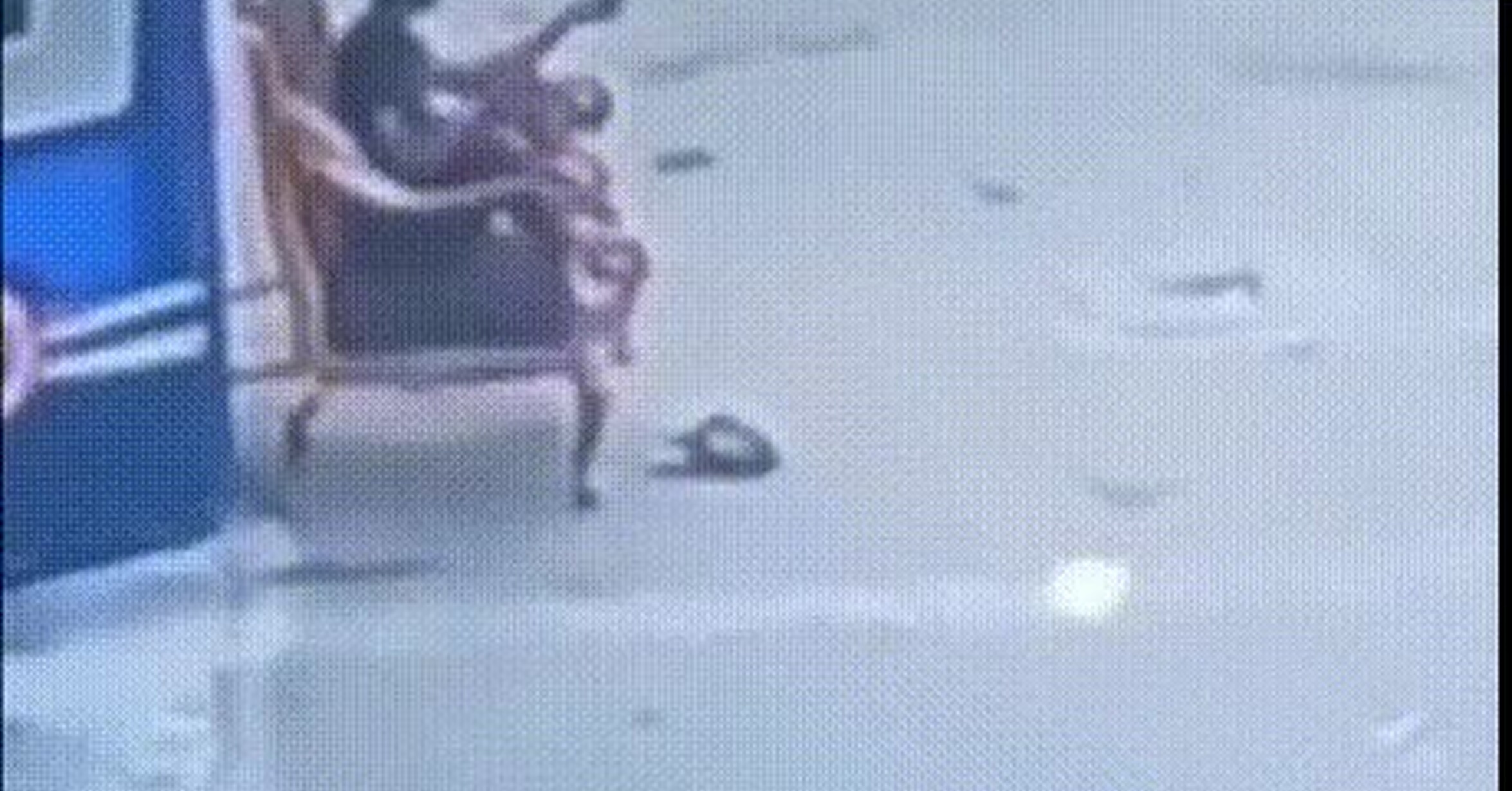 ¡Vaya GIF! / Ha esquivado la muerte en el último segundo