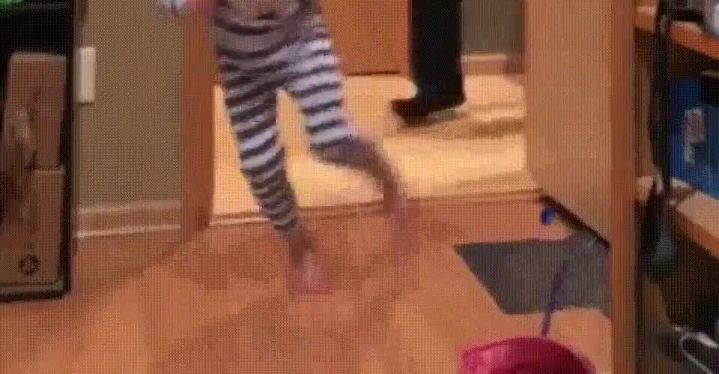 ¡Vaya GIF! / Un suelo resbaladizo