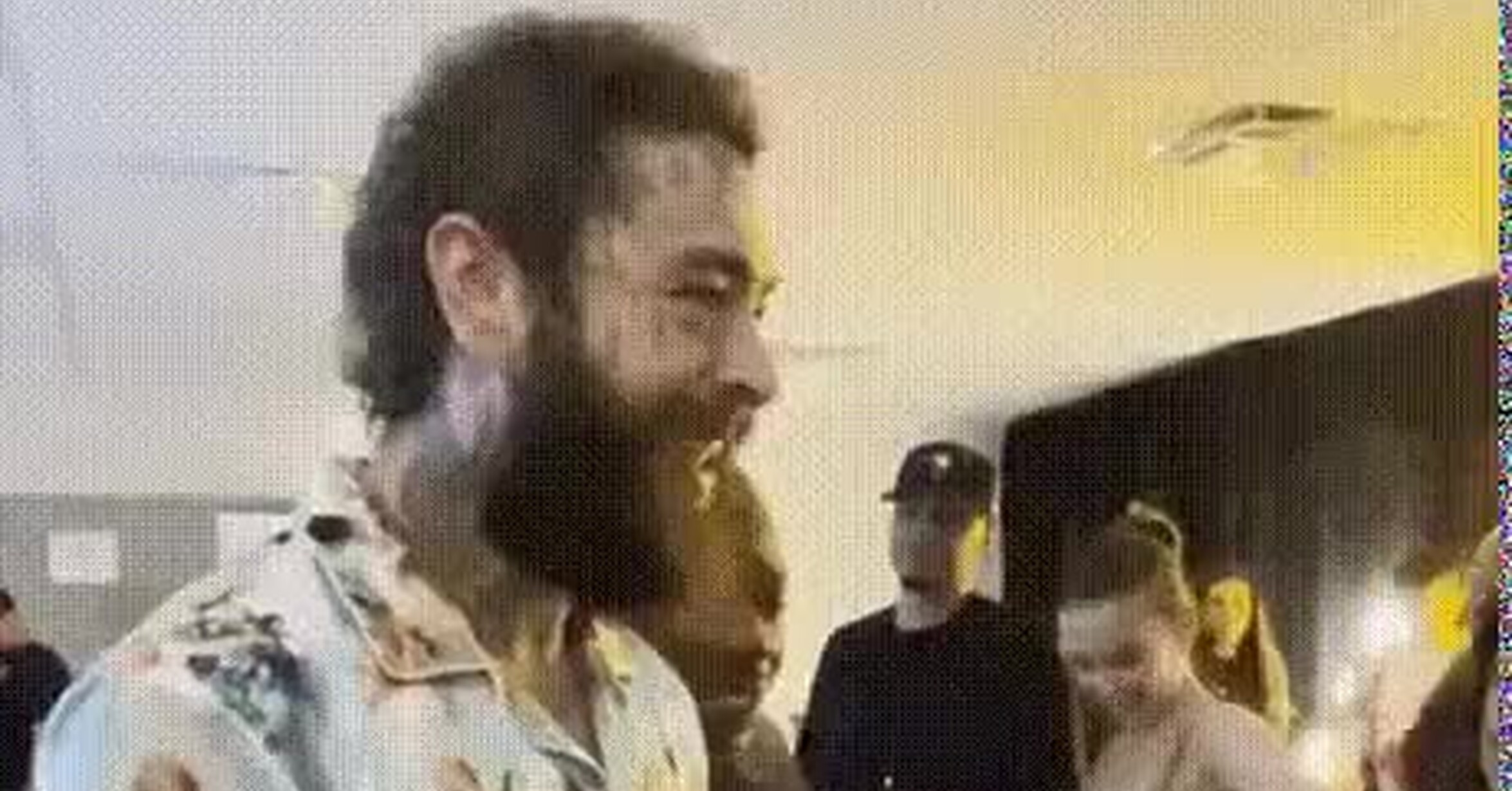 ¡Vaya GIF! / El momento en que Post Malone compró la carta The One Ring Magic The Gathering por ...