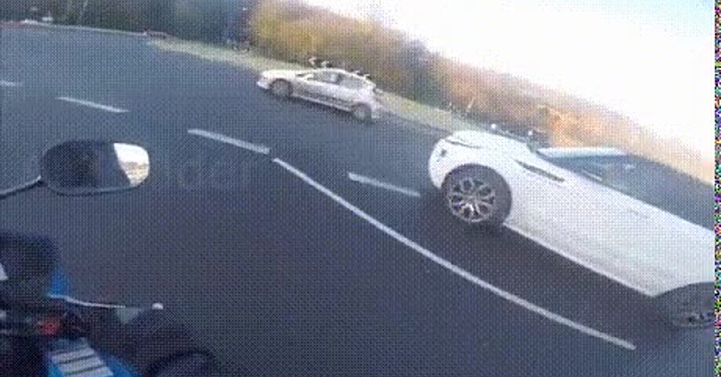 ¡Vaya GIF! / El peligro de conducir con el sol de cara