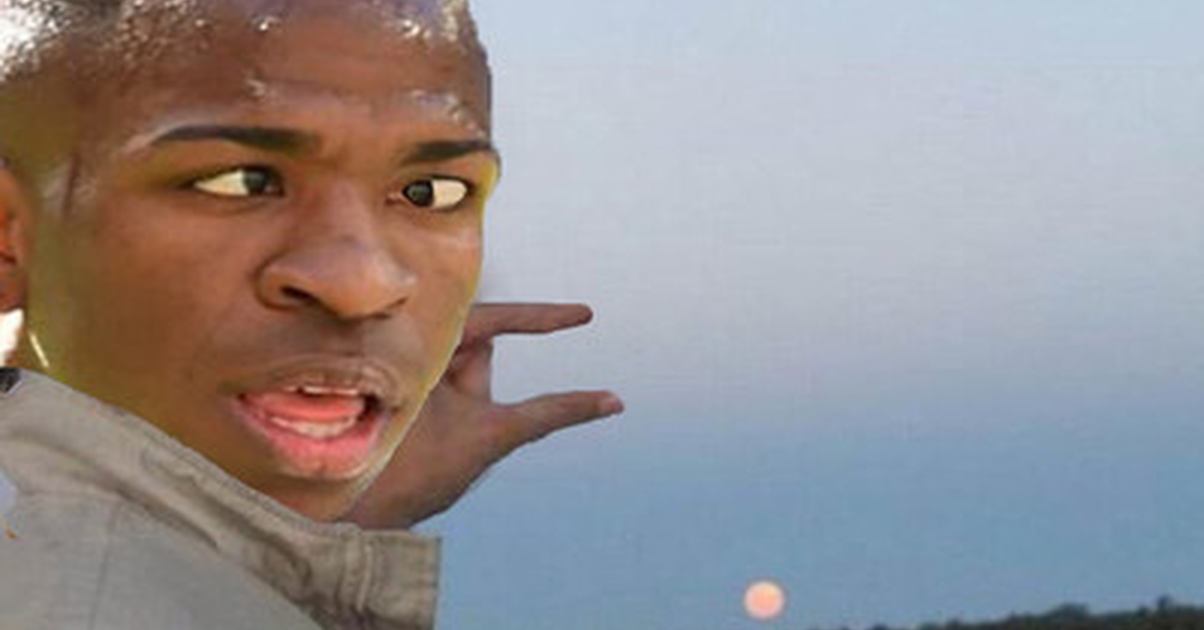 [ MEMEDEPORTES ] Vinicius en los Clásicos