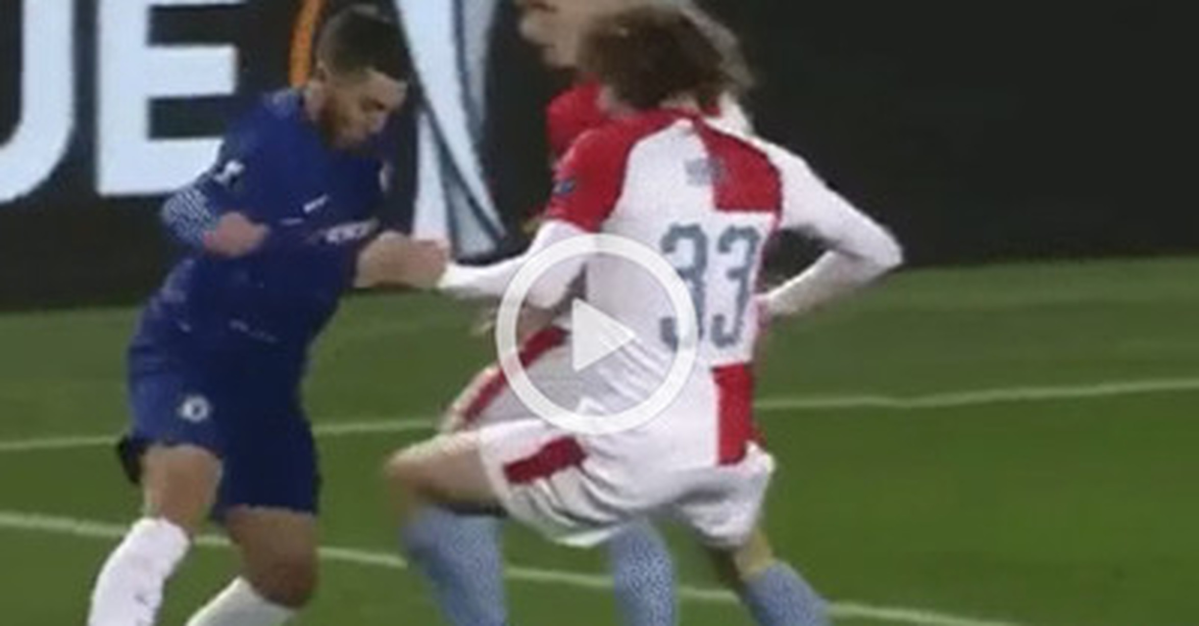 [ MEMEDEPORTES ] Me he quedado muy loco con este regate de Hazard