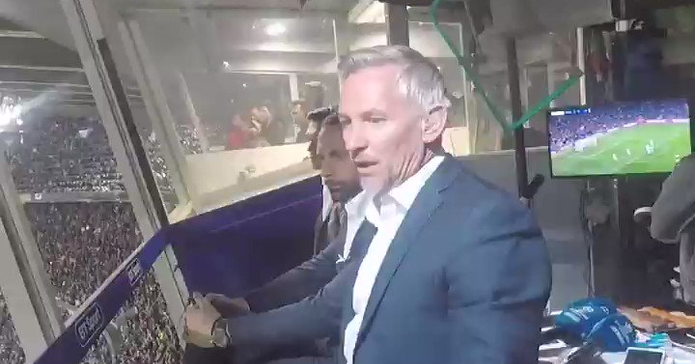 [ MEMEDEPORTES ] La reacción de Gary Lineker y Rio Ferdinand ante el ...