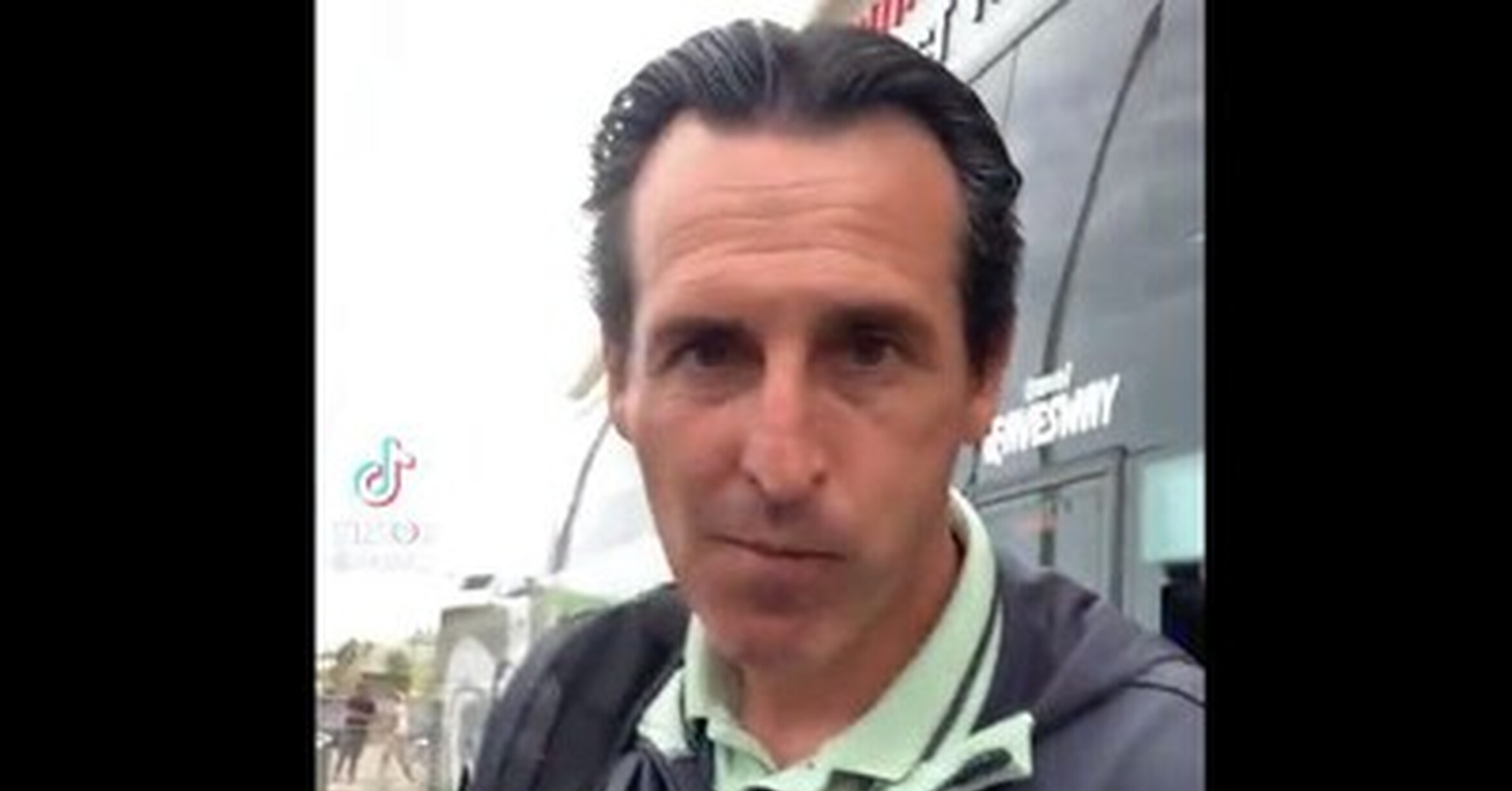 [ MEMEDEPORTES ] La brutal respuesta de Unai Emery al 'troleo' de ...