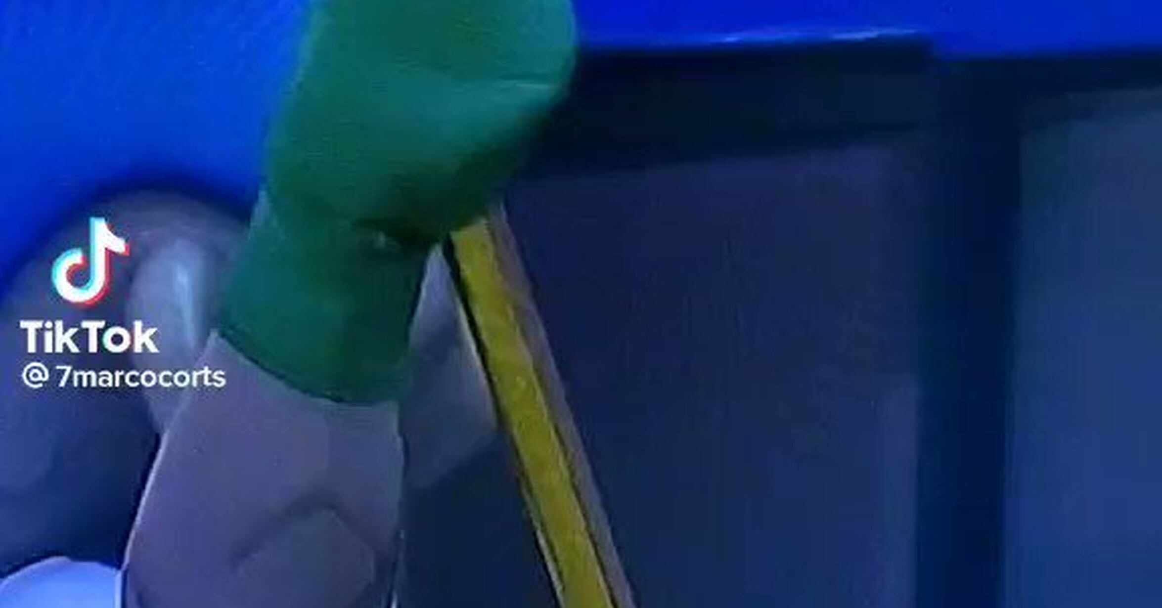 VEF > Visto en las Redes > Así nacen los villanos, por @nocontextfooty