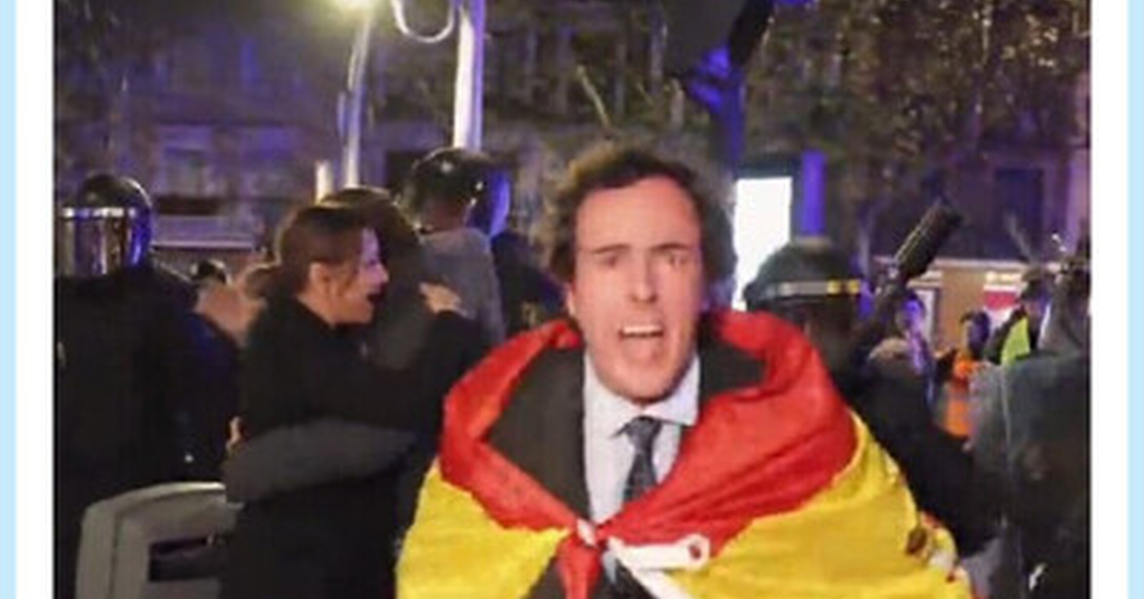 VEF > Visto en las Redes > Es que es tal cual el hijo facha perdido de Julio Iglesias, por ...