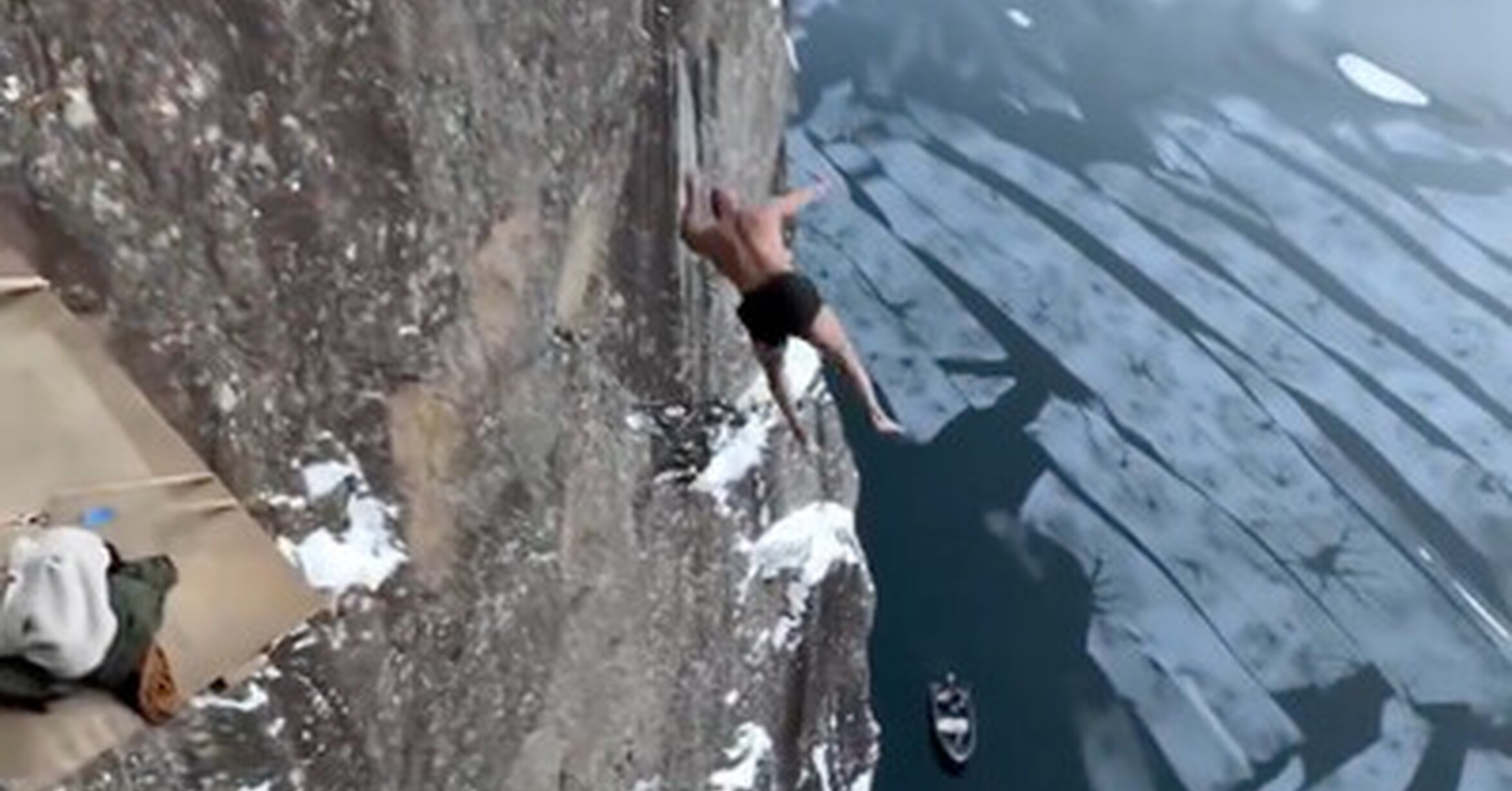 VEF > Visto en las Redes > Ken Stornes consigue el record de salto ...