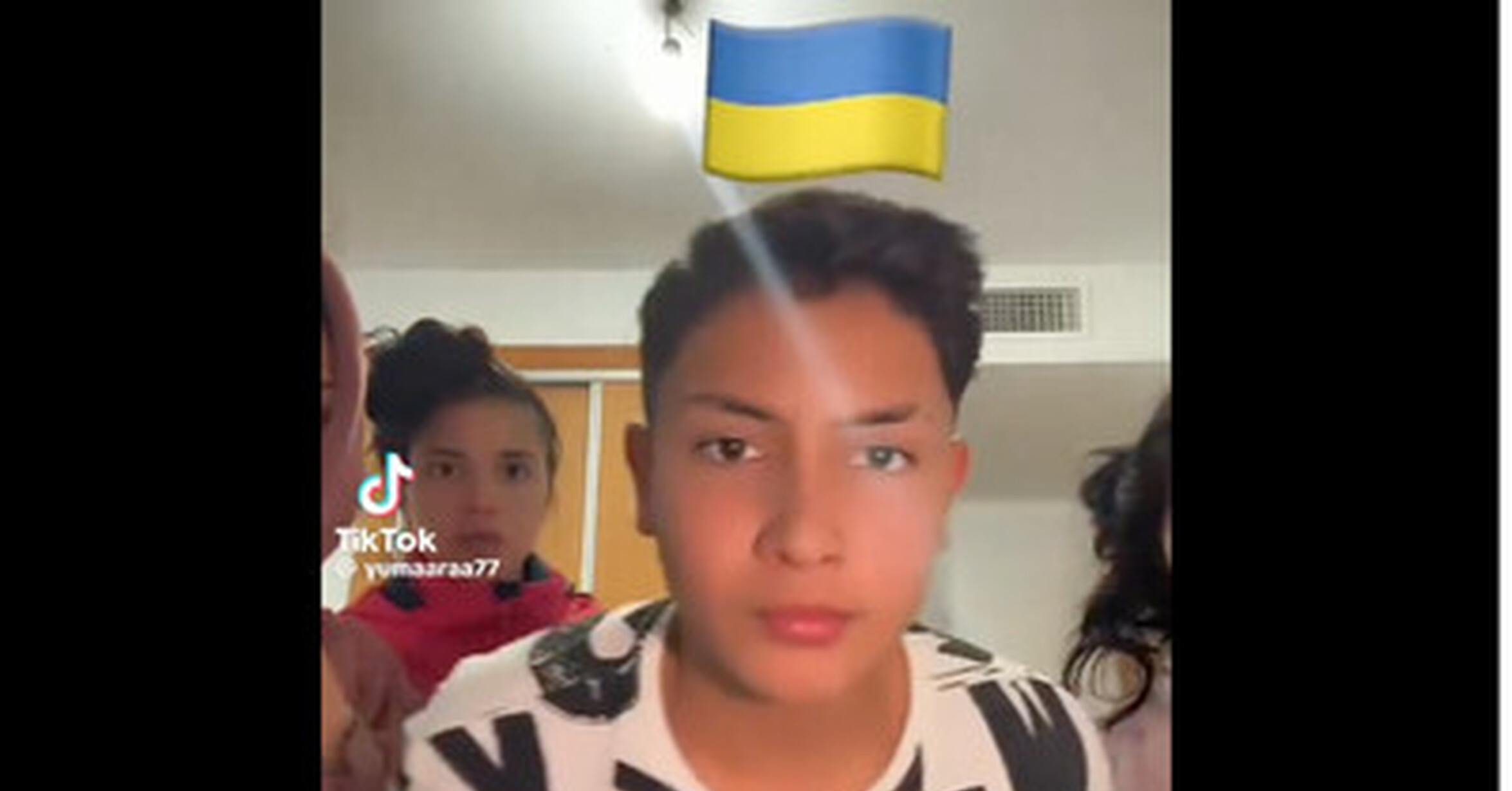 VEF > Visto en las Redes > Adivinando banderas entre hostia y hostia, por @WidowMak3r