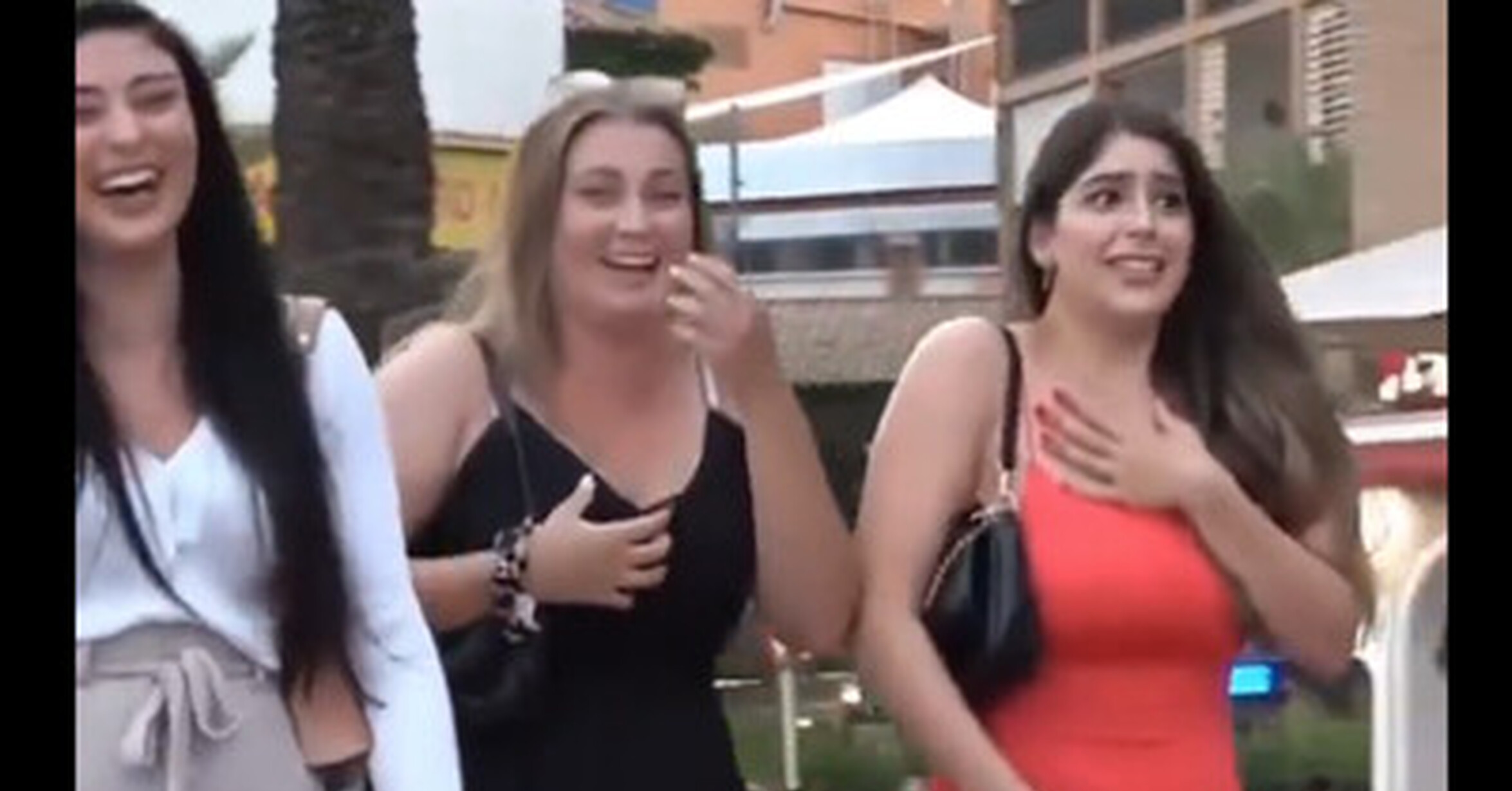 VEF > Visto en las Redes > Con los tiempos que corren, yo no me la jugaría, por @anadeaustria_