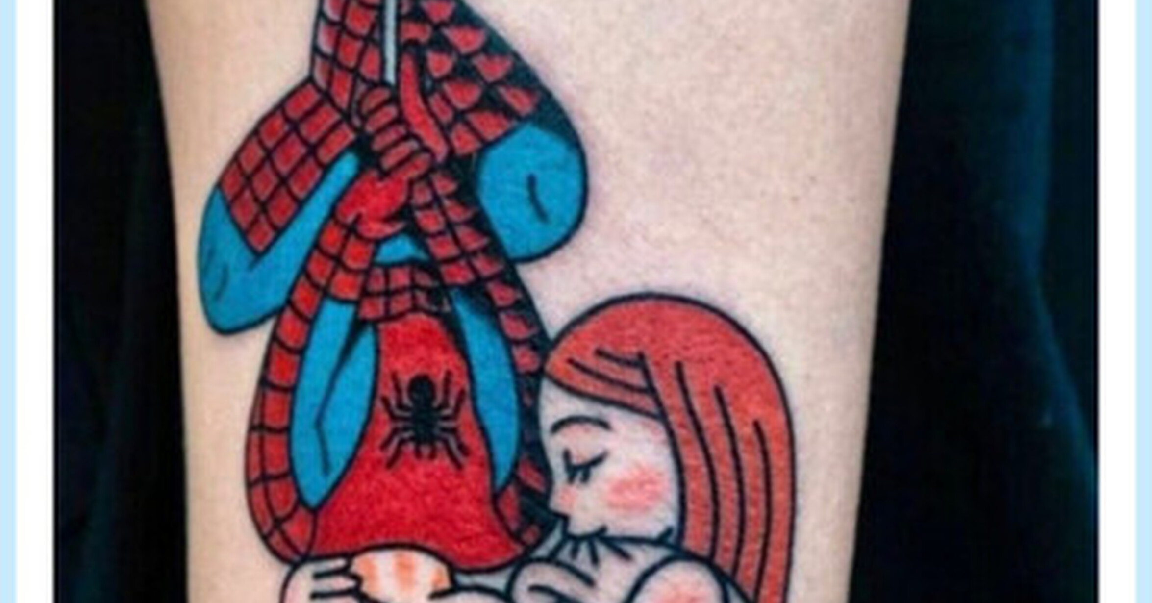 VEF > Visto en las Redes > ¿Qué versión te bajaste?, por @anadeaustria_