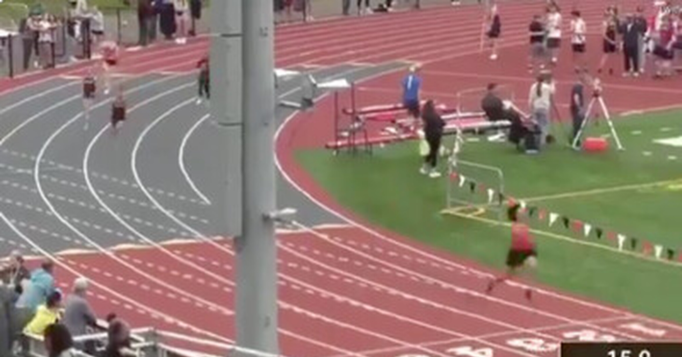 VEF > Visto en las Redes > El corredor trans Aayden Gallagher participa ...