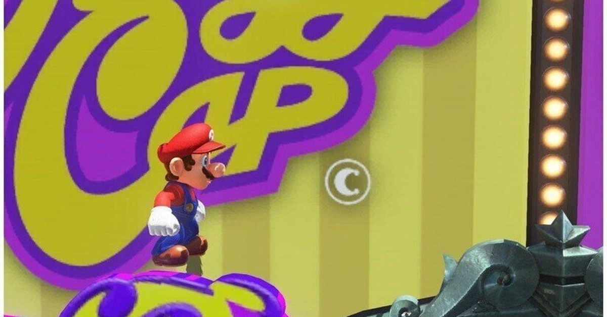 Curiosidad: El logo de Crazy Cap tiene como símbolo de copyright una luna