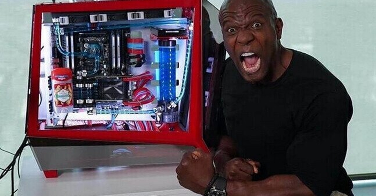 Terry Crews quiso imitar a Henry Cavill montando su propio PC Gamer